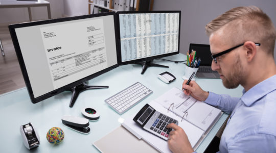 20 Signs of a Bad Contractor (and How To Find a Good One)