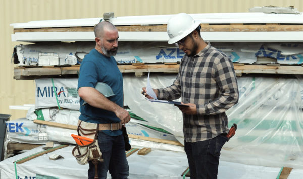 Spot Factoring vs Contract Factoring in Construction