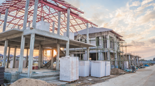 20 Signs of a Bad Contractor (and How To Find a Good One)